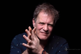 World-Renowned Fusion Drummer GARY HUSBAND Talks Career and Inspiration ...