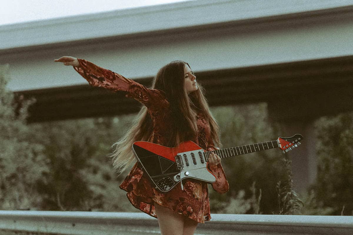 ARIELLE Announces Global Release of New Studio Album “Analog Girl in A ...