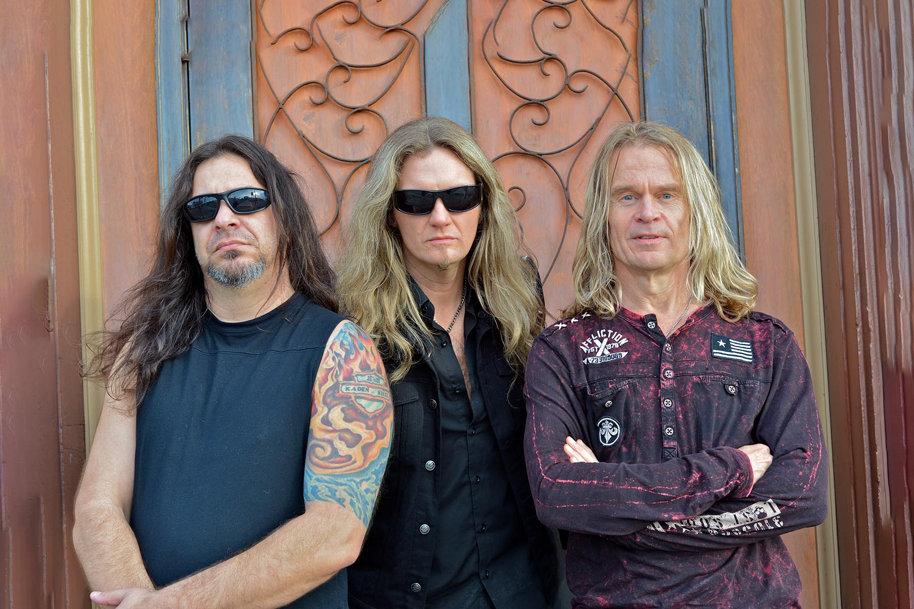 VHF Featuring JOEL HOEKSTRA and TONY FRANKLIN Sign with GOLDEN ROBOT ...