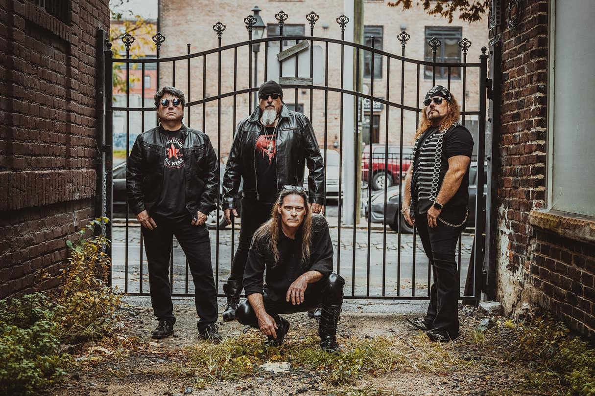 RED REIGN - Don't Look Back (Album Review)