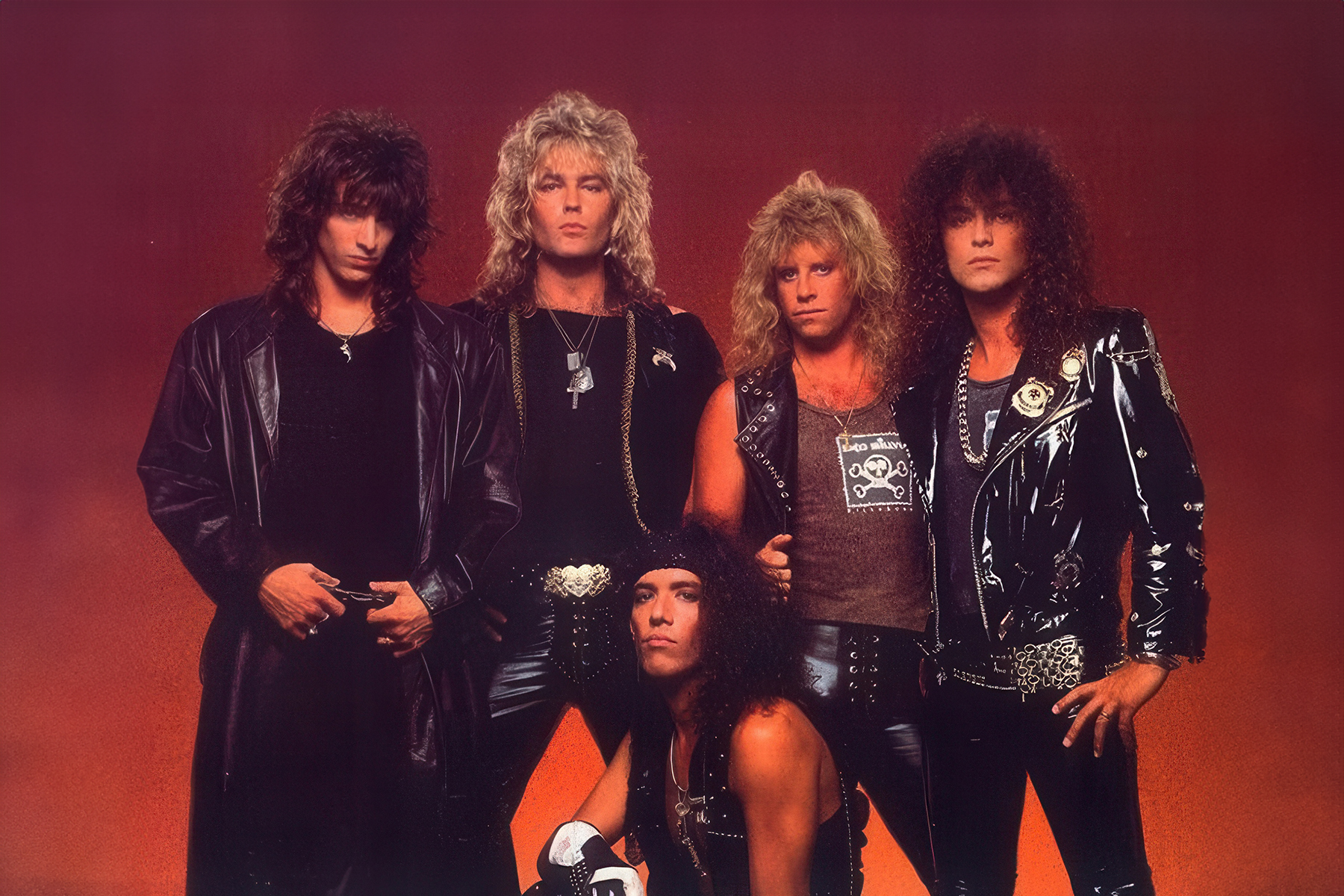 RATT Shares Previously Unreleased Song "Reach For The Sky" From "Out Of ...