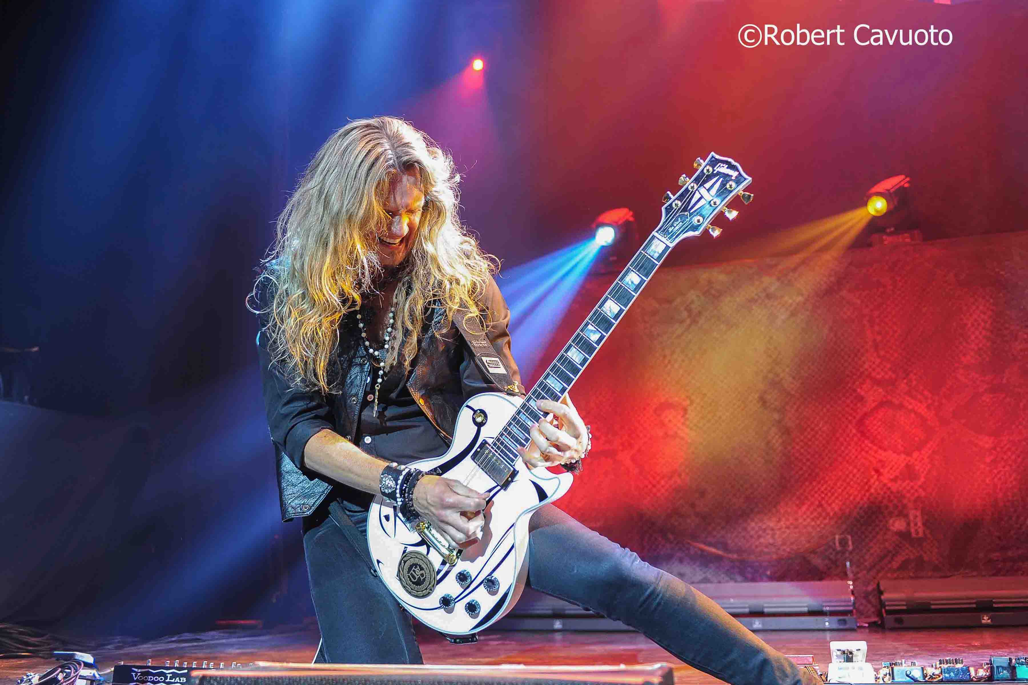 JOEL HOEKSTRA Talks Upcoming JOEL HOEKSTRA’S 13 Album, "From The Fade ...